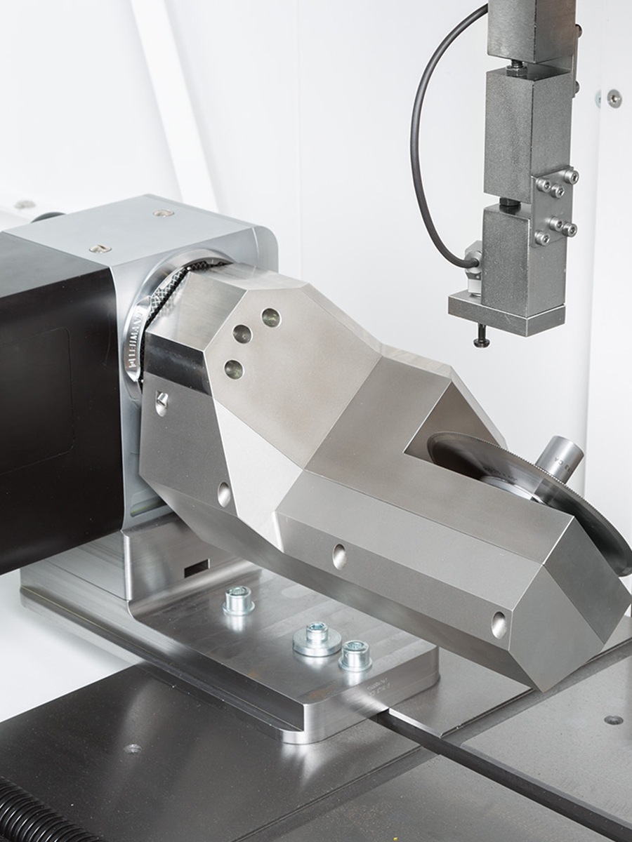 Blohm Jung J600 - IPR Macchine